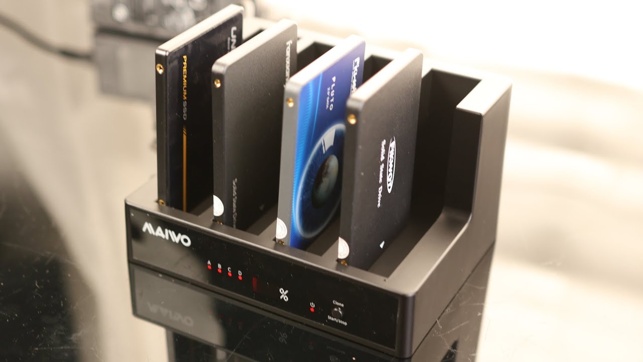MAIWO 4 Bay Hard Drive Docking Station, SSD HDD 2.5'' 3.5'' SATA Dock ...