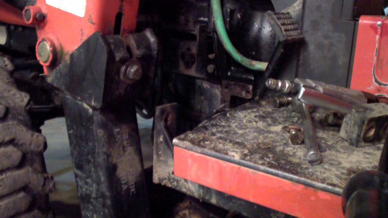 Removal of 1/2 in. broken bolt with extractor - YouTube