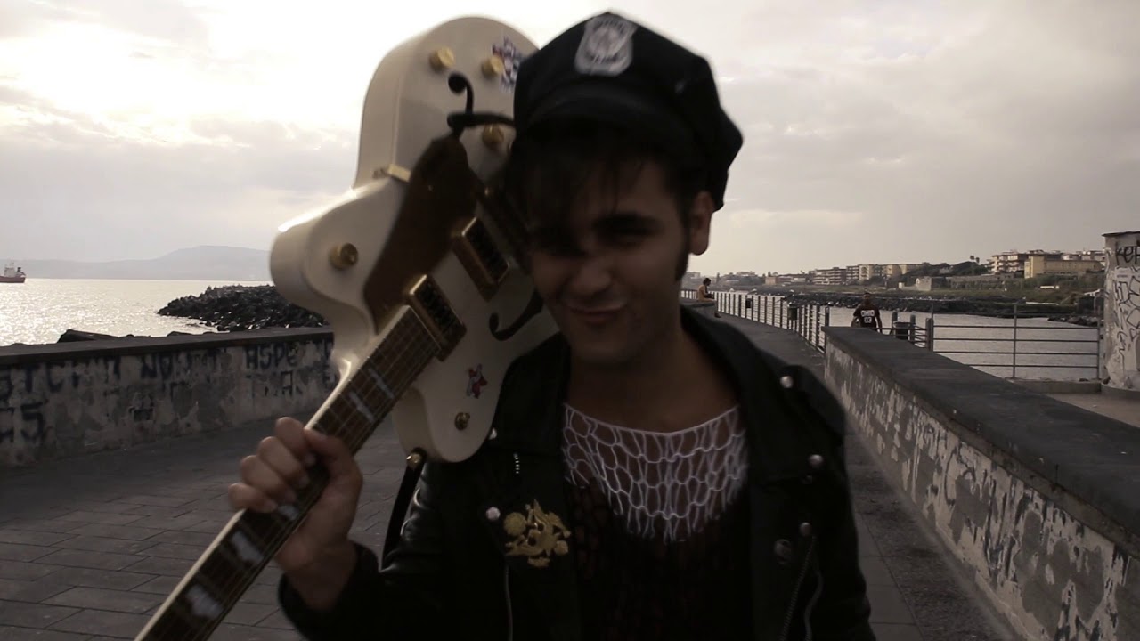 The Spots - Summertime Punk Preview - YouTube