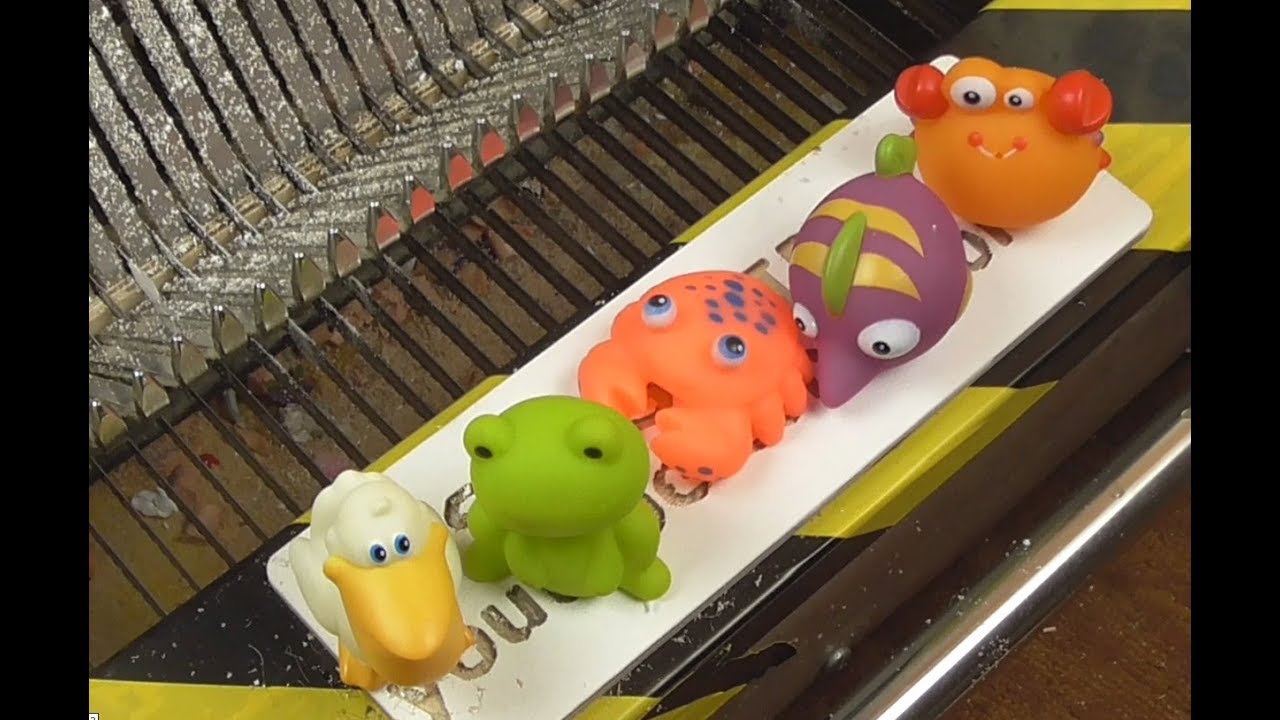 What's inside: Bath Toys and Shrek vs Bread Slicer Machine Destruction ...