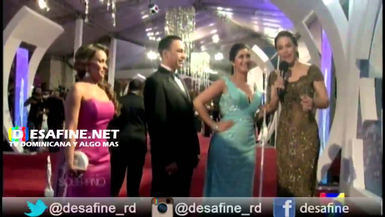 Janette Márquez en La Alfombra Roja de Premios Soberano 2015 - YouTube
