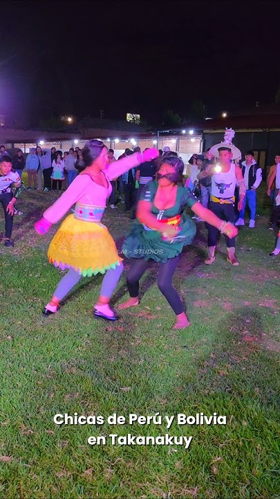 Peruana y Boliviana en gran reto de Tinku y Takanakuy #tradiciones # ...