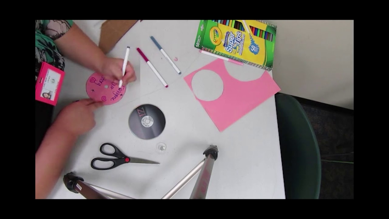Arts & Crafts: CD Spinner - YouTube
