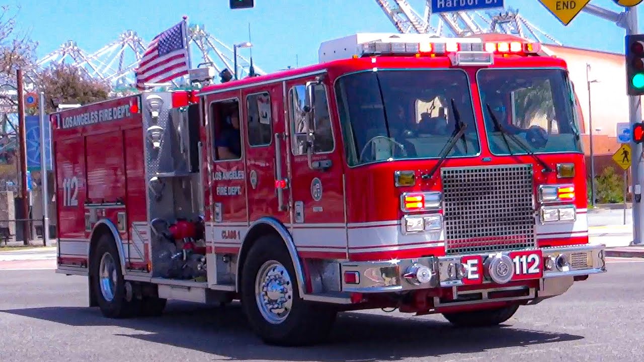 LAFD Engine 112 Responding - YouTube
