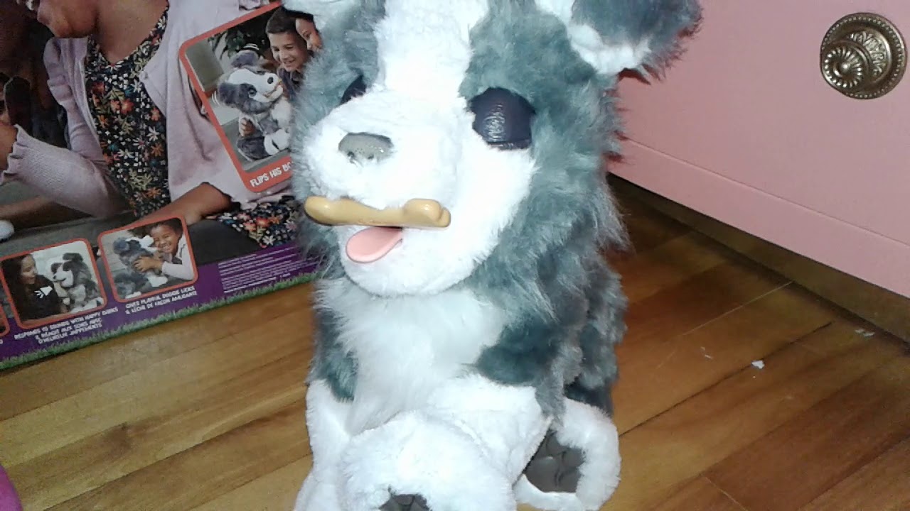 Amelia unboxes a FurReal Ricky, The Trick-Lovin' Pup - YouTube