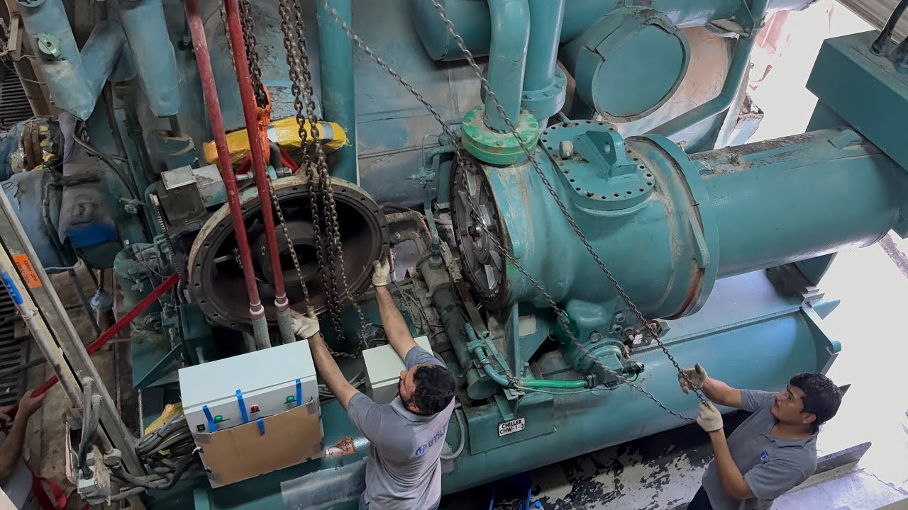 Carrier Centrifugal Chiller 19FA | Full Inspection & Overhauling ...
