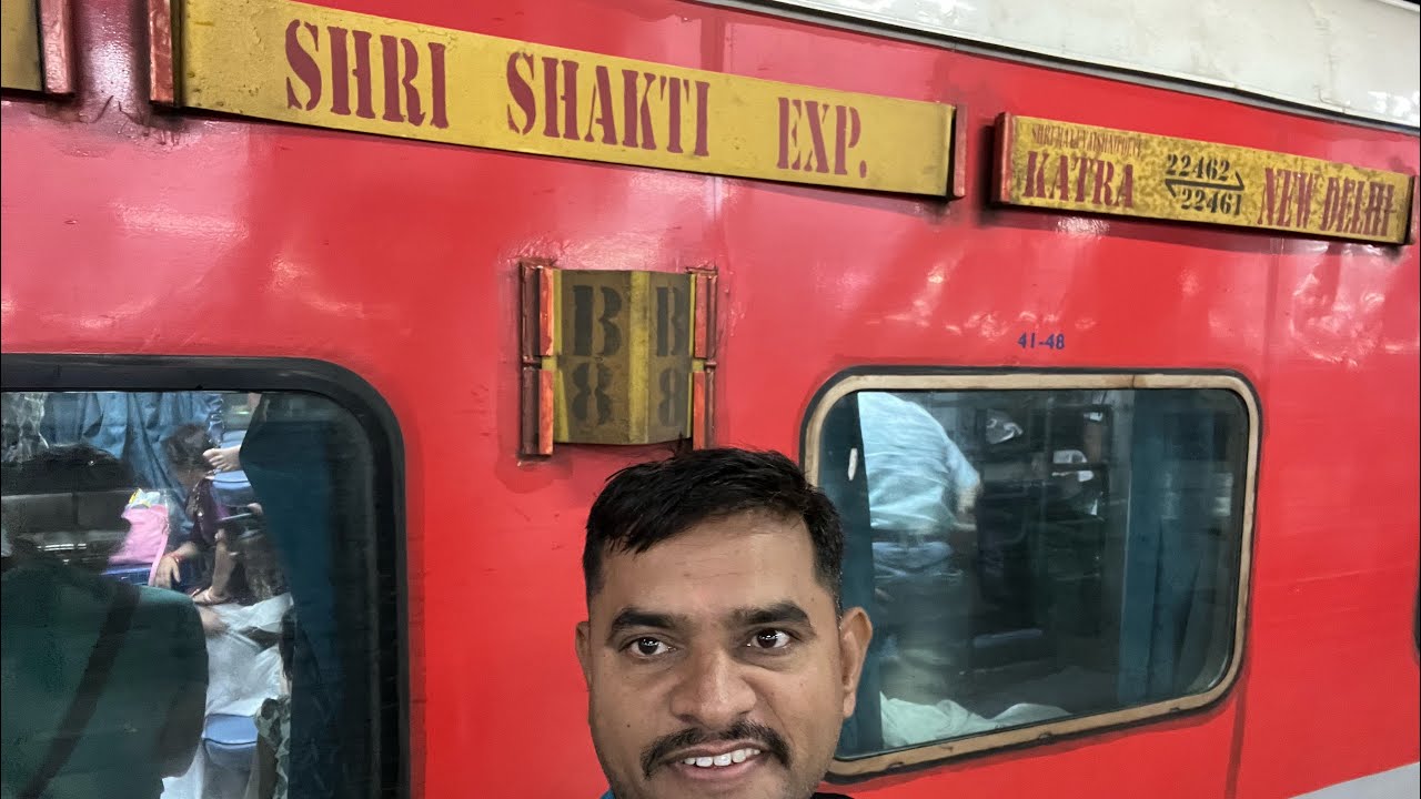 Shri Shakti AC SF Express train Number 22461 New Delhi To a Shri Mata ...