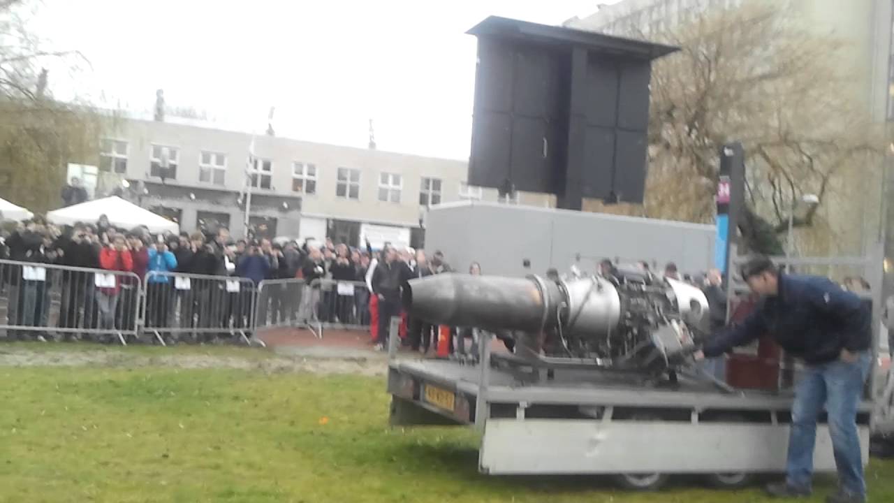 Jet engine demonstration - YouTube
