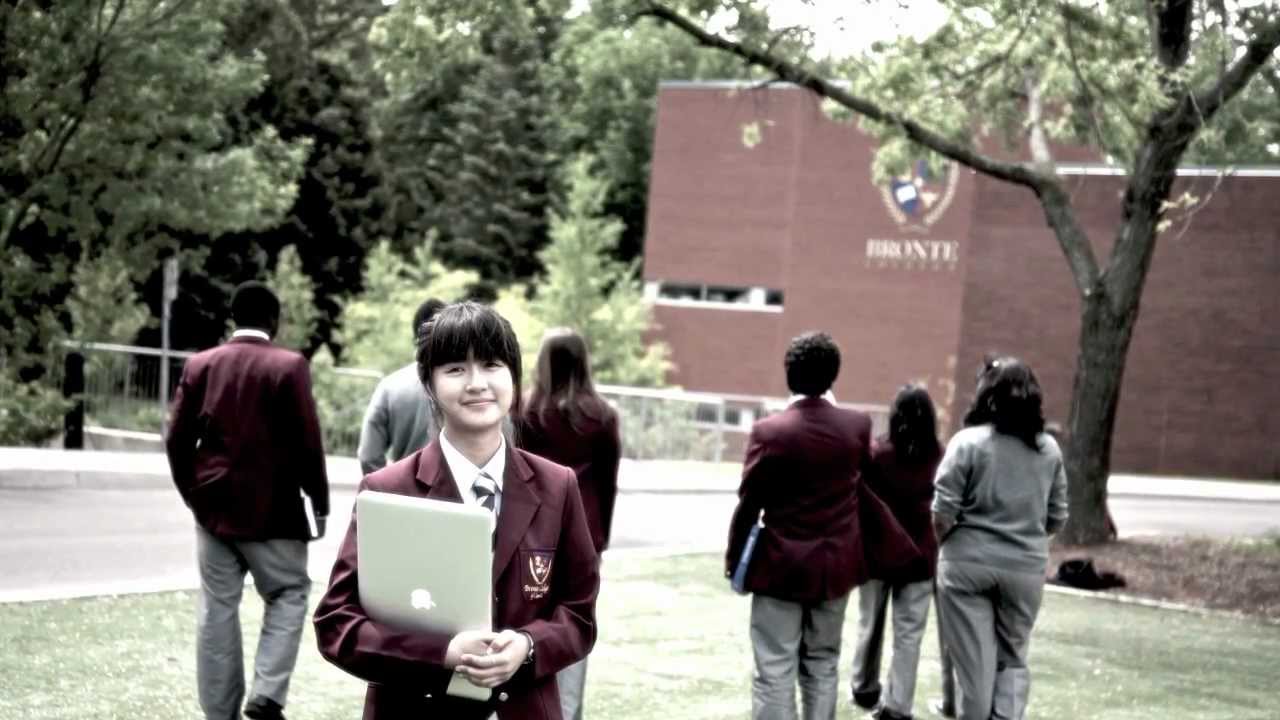 Around the campus of Bronte College - YouTube