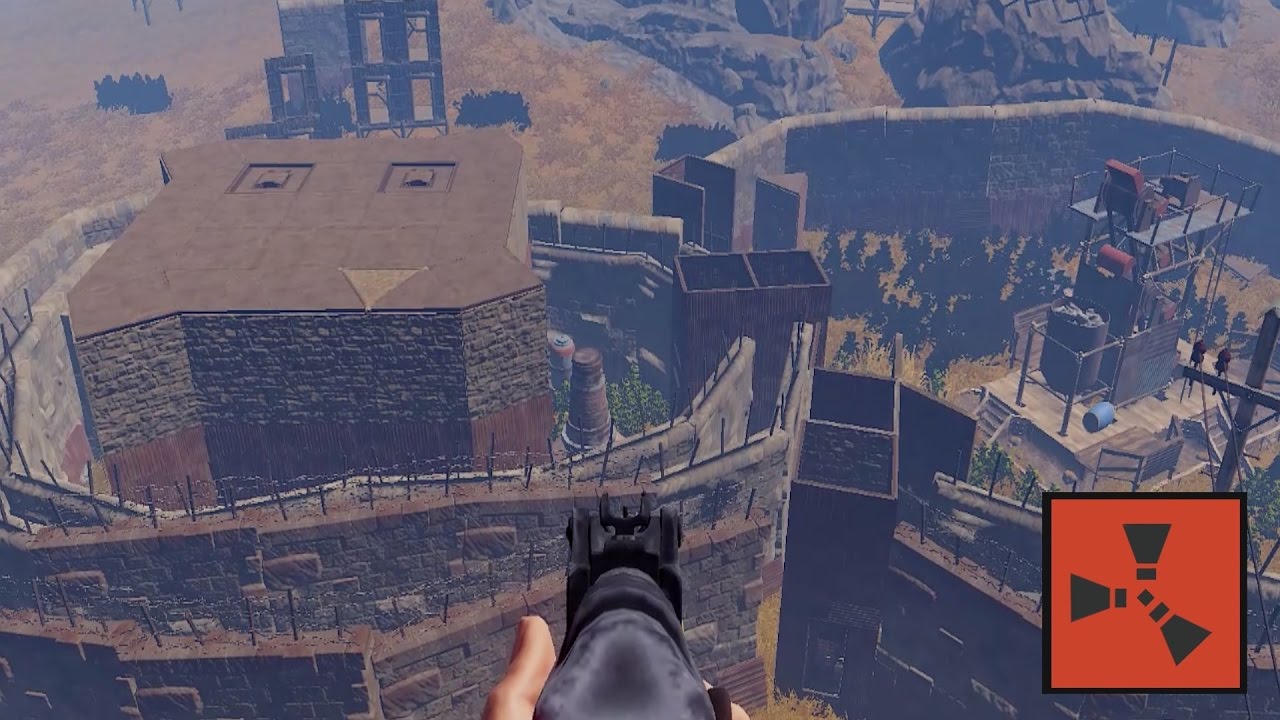 Rust Raids: Going Through a Large Compound - YouTube