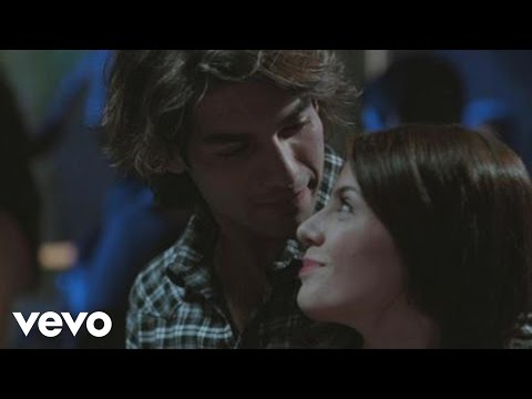 Barbaros - İncecikten Bir Kar Yağar (Original Video Clip)