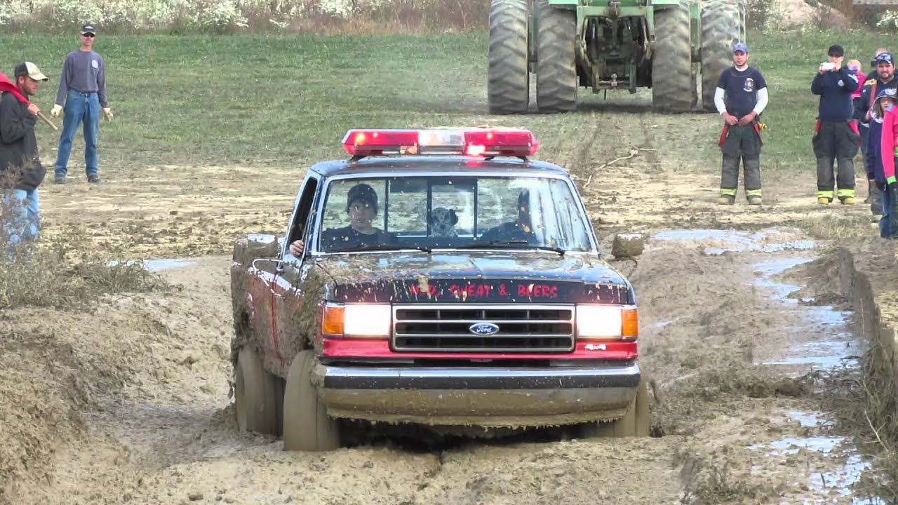 Red Ford 4x4 Mud Racing At Yale Mud Bog 2 - YouTube