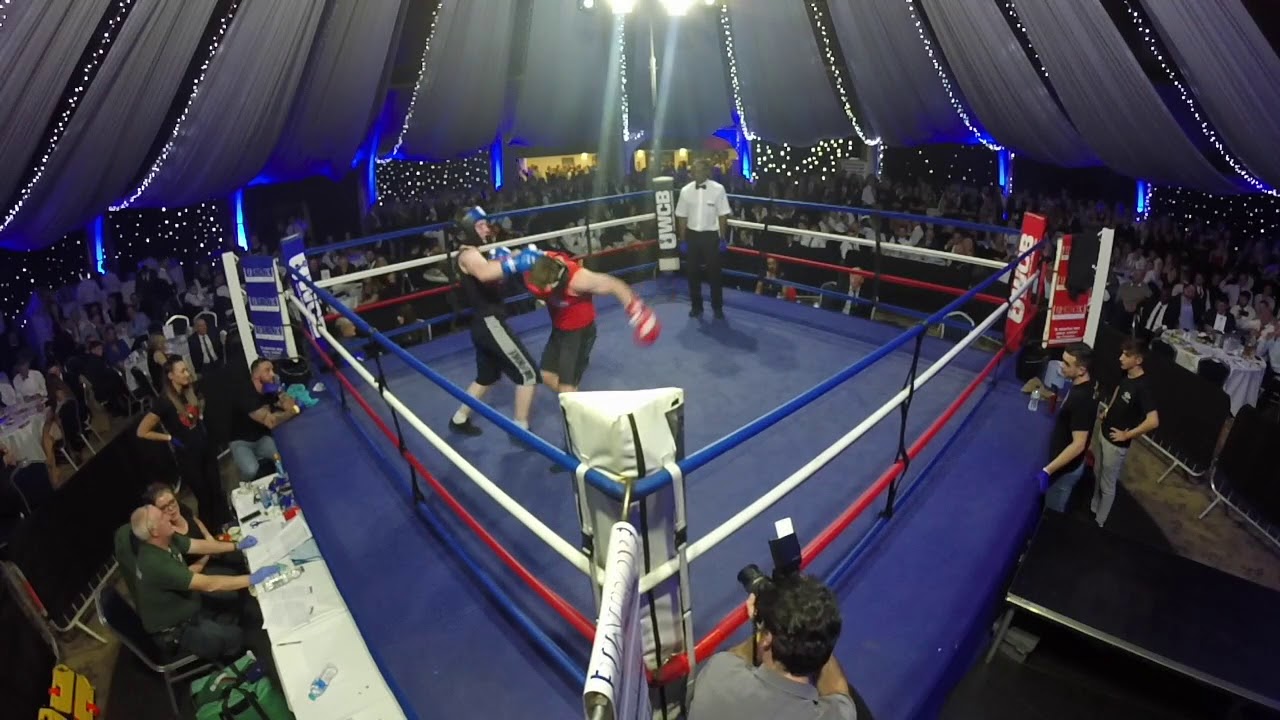 Ultra White Collar Boxing | Crawley | dan Bristowe VS Ginger ninja ...