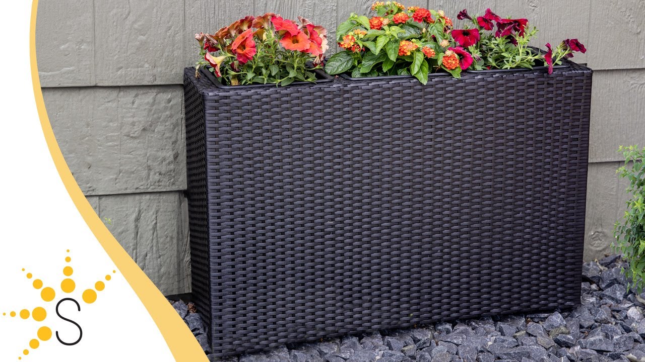 Sunnydaze 3-Section Tall Wicker Planter Box - NHU-8951 - YouTube