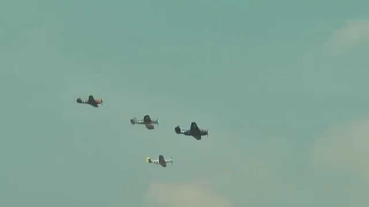VE Day Fly Over in Leesburg VA - YouTube
