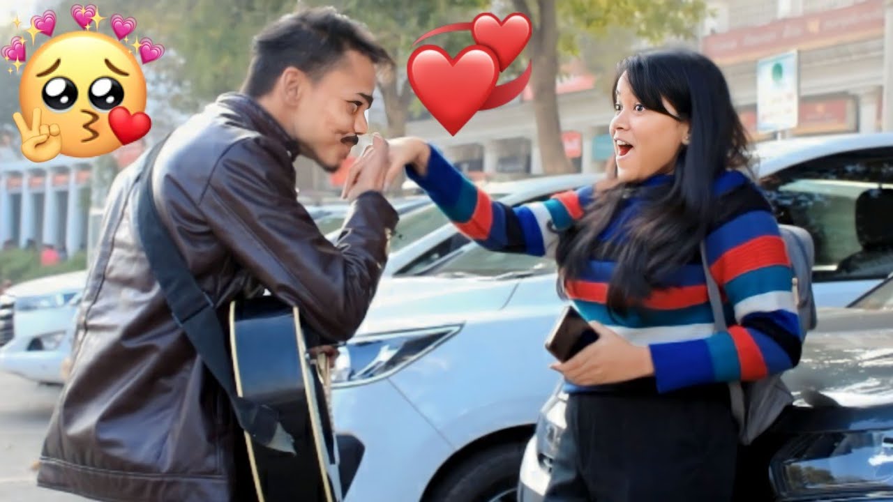 Maan Meri Jaan | Kissing | Kiss Or Slap | Singing Reaction Video | The ...
