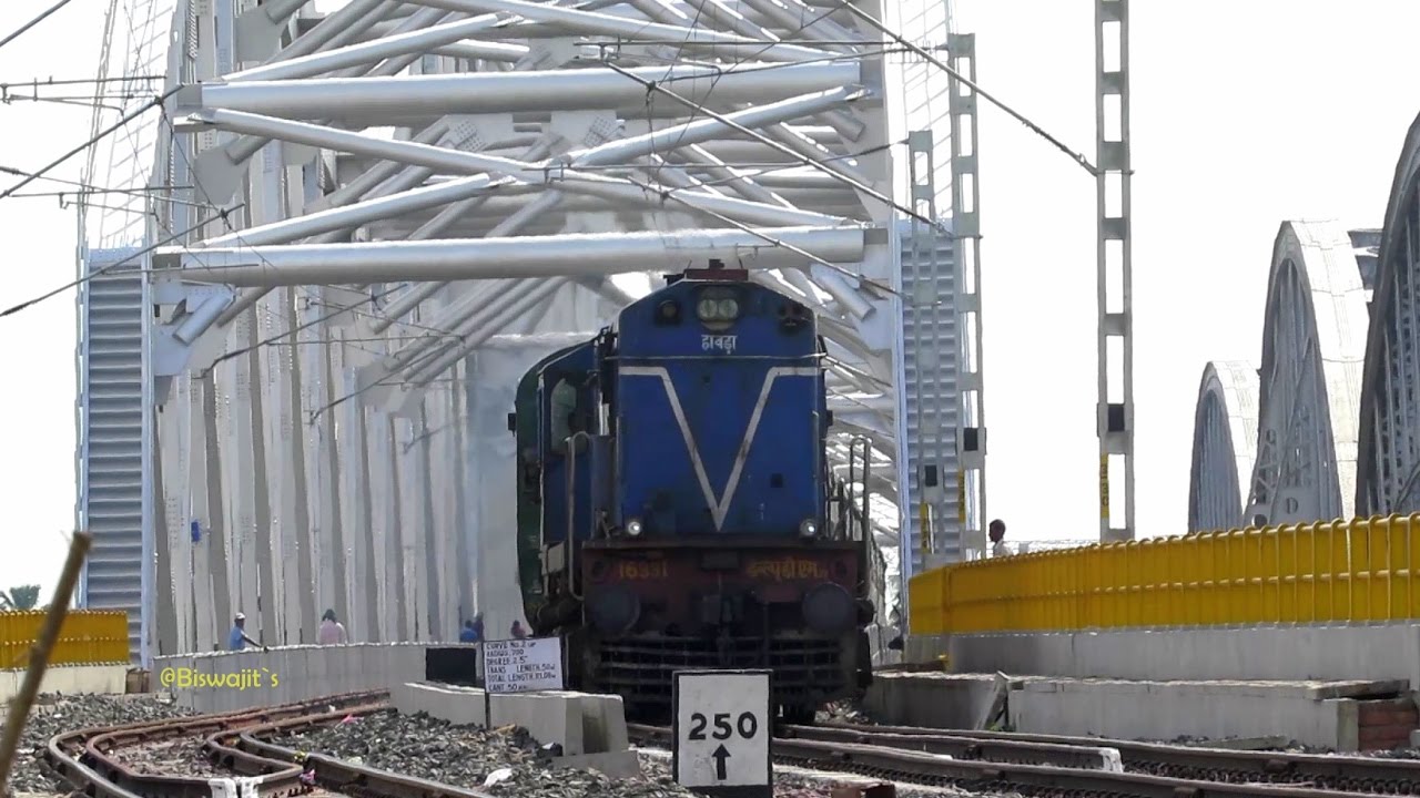 GHY KOAA Garib Rath Exp over Sampreeti Bridge (New Jubilee Bridge) at ...