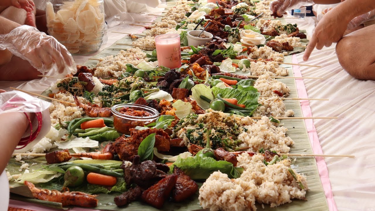 EXTREME INDONESIAN STREET FOODS AT BABY SHOWER SURPRISE PARTY (NASI ...