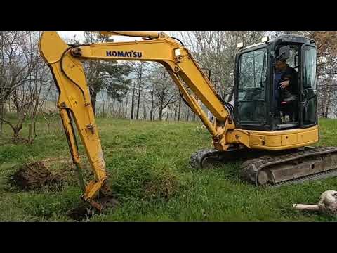 Komatsu PC 50 Mr 2 a lavoro - YouTube