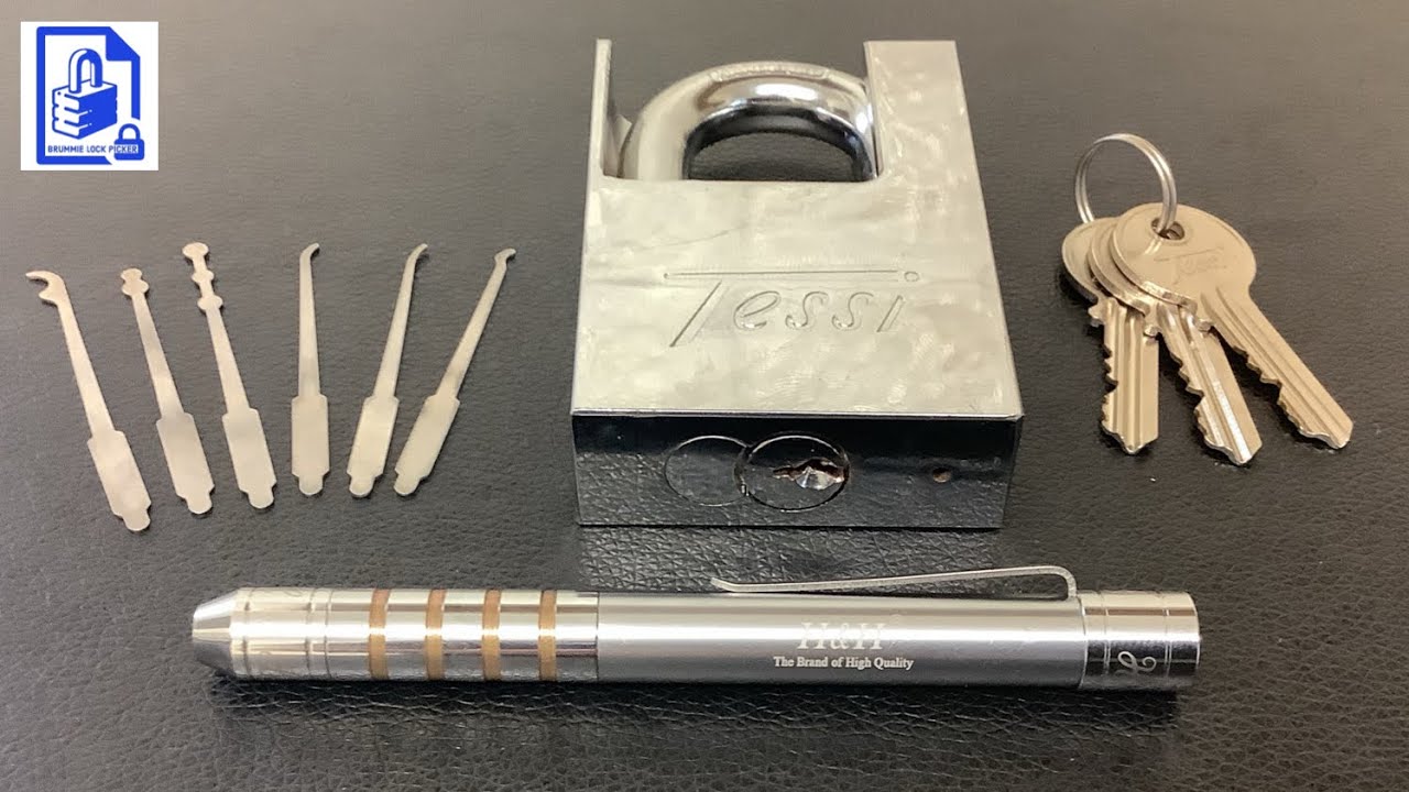 587. Tessi padlock sent from Mr Lewis the King of Ireland picked open ...