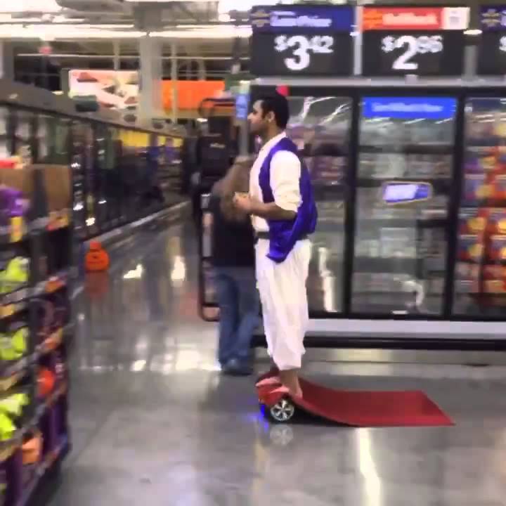 Aladdin on Segway Epic Halloween Costume (Original Vine) - YouTube