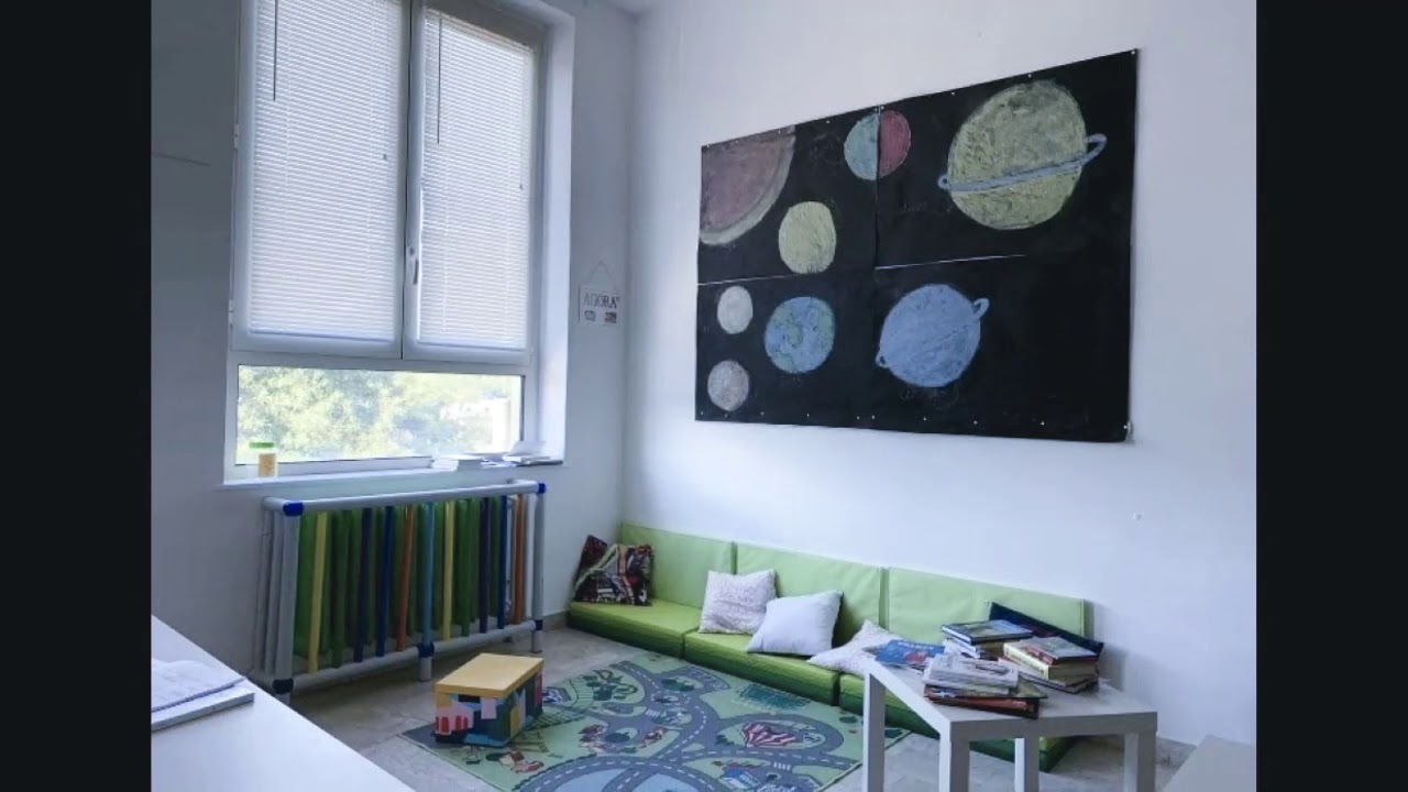 Castel dell'Aquila Primary School - YouTube