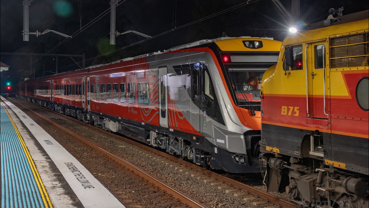 B75 transferring LR2 at Lidcombe - New Regional Fleet Testing - YouTube