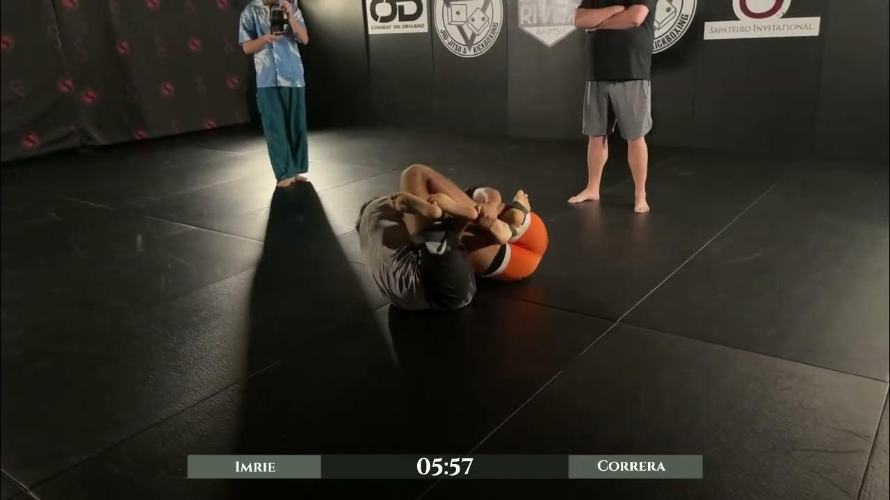 Jack Imrie vs Isaiah Correa - YouTube