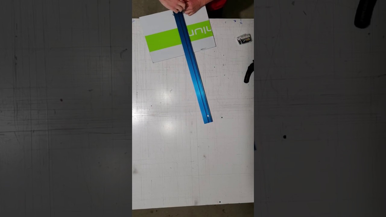 How to cut ACM Aluminum Composite Panel using box cutter without sheer ...