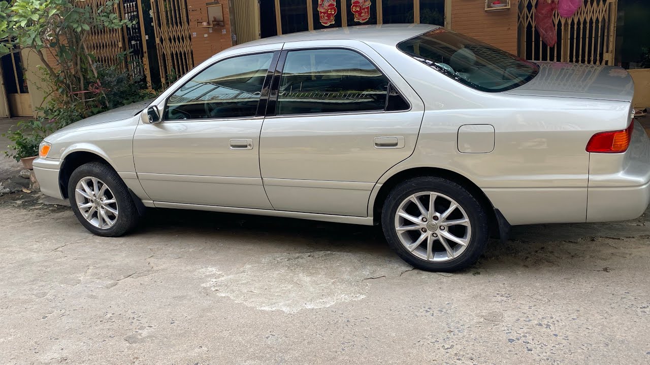 Toyota Camry 2000 LE abs Silver #2L ឡានលក់ - YouTube