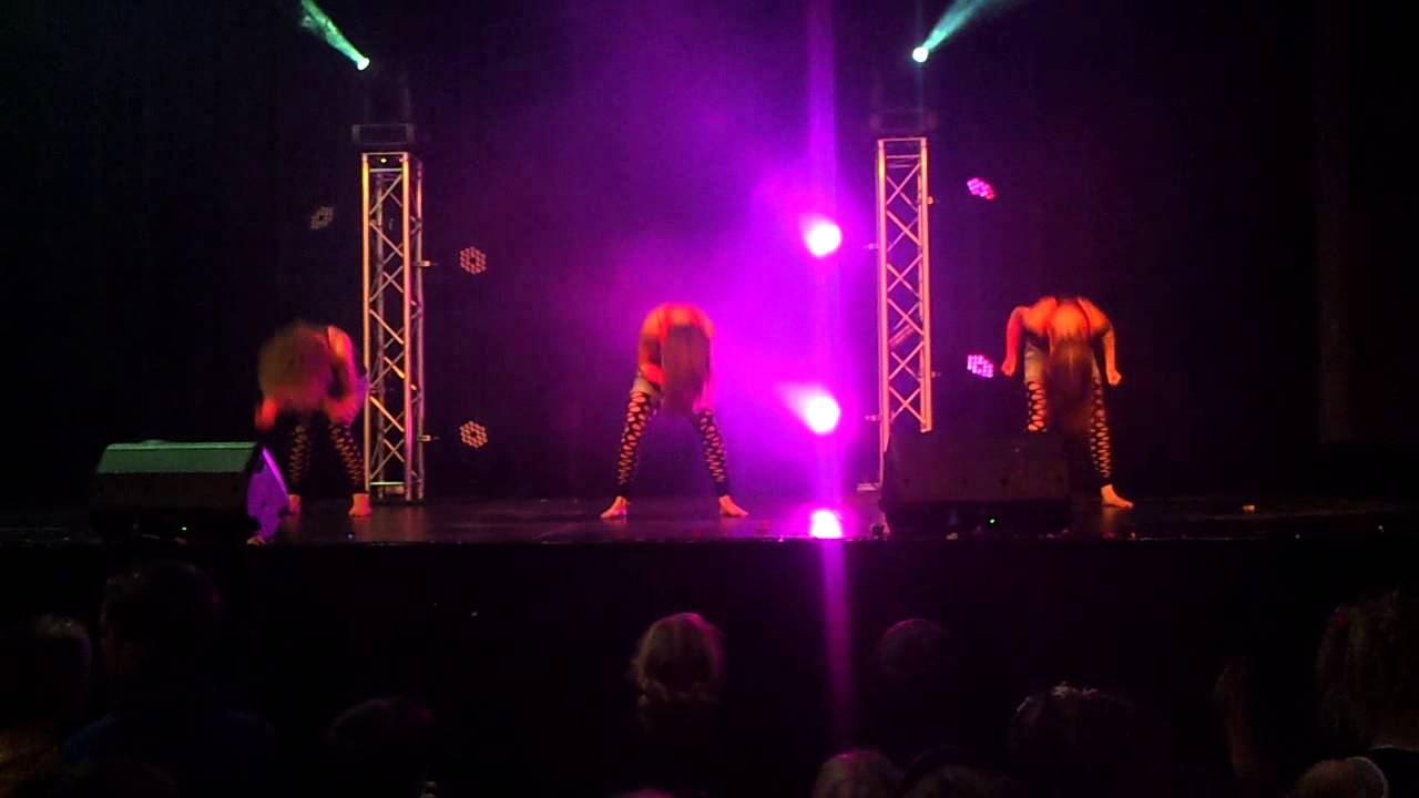 Energy playbackshow 2013. Isa, Roos en Frankie. - YouTube