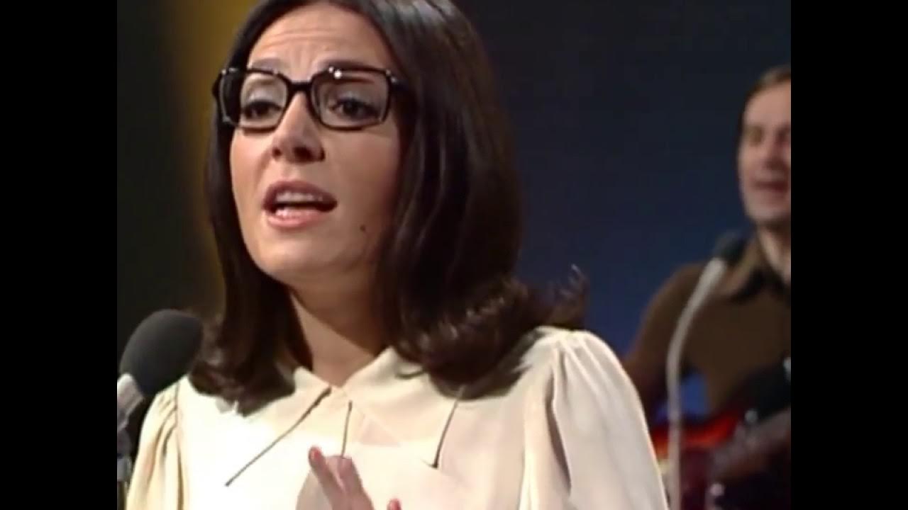 * Try To Remember ~ Nana Mouskouri 1972 - YouTube