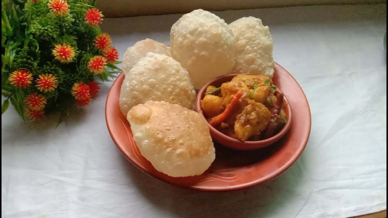 লুচি আলুর দম রেসিপি || লুচি ফোলার টিপসসহ(বিক্রমপুর)|| Luchi Alur Dom ...