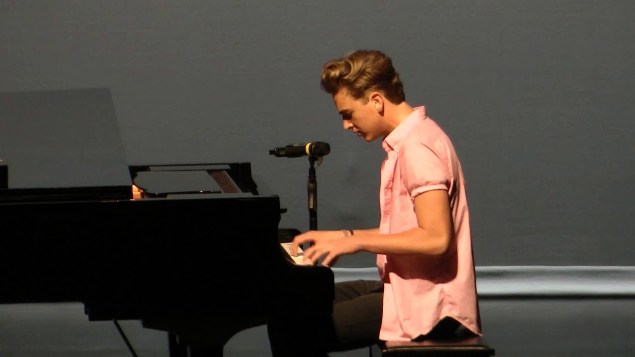 Noah Mac Dublin High Talent Show 2016 - YouTube