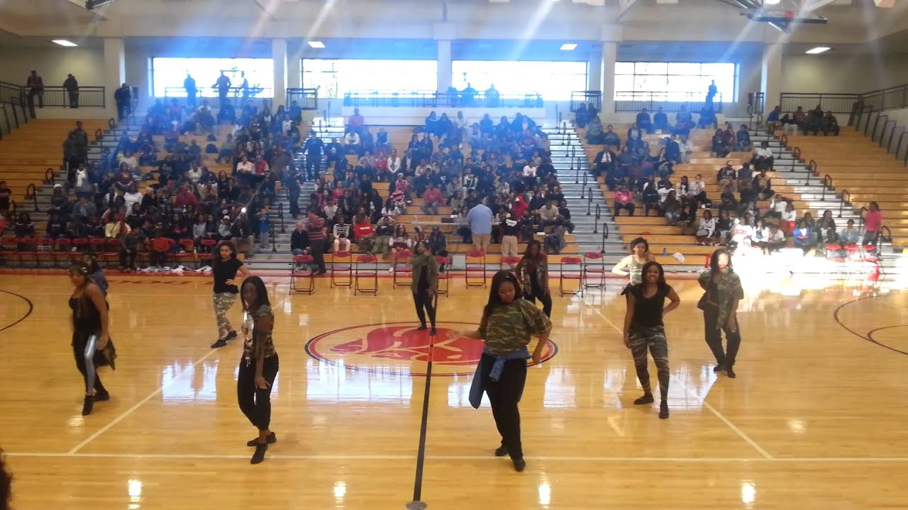 Dazzling divas dance team - YouTube