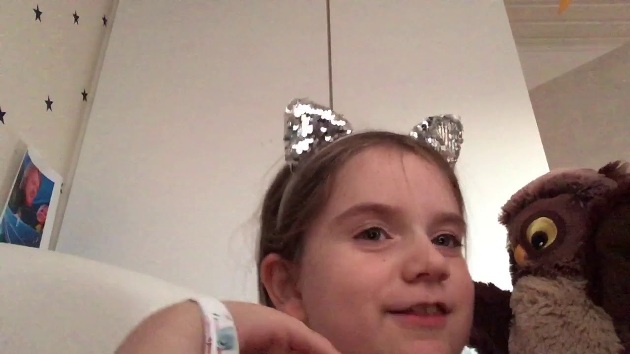 Molly Meeks ej secret Visio - YouTube