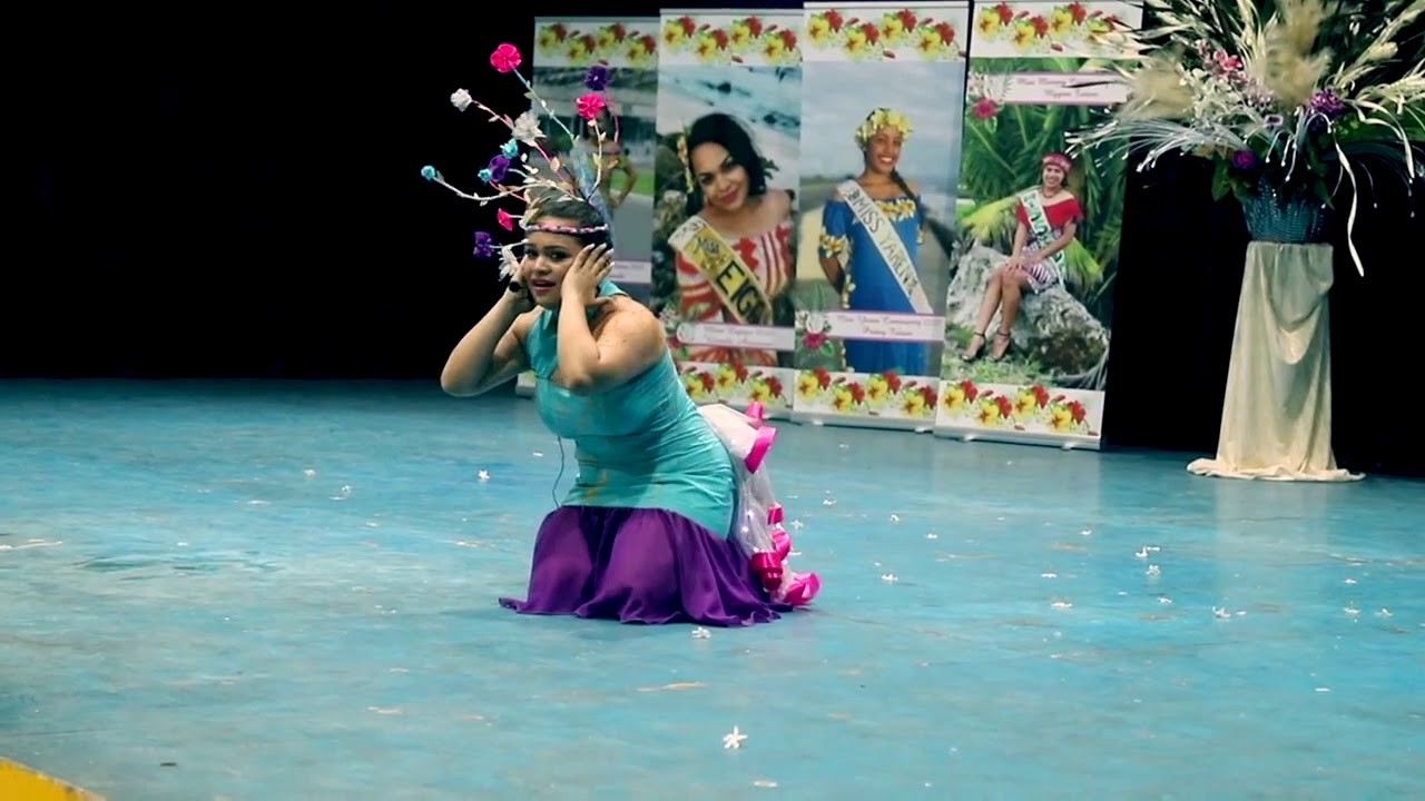 Ursula performing the legendary story of Eigigu - YouTube