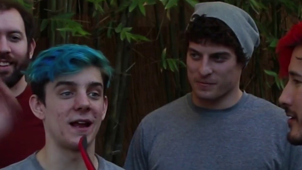 Tythan Crack (Feat. Friends) #1 - YouTube