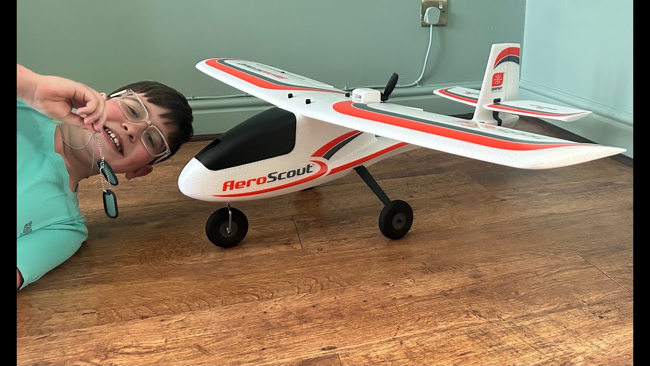 FLYING RC AERO SCOUT AT ROTHERHAM DISTRICT MODEL FLYING CLUB - YouTube