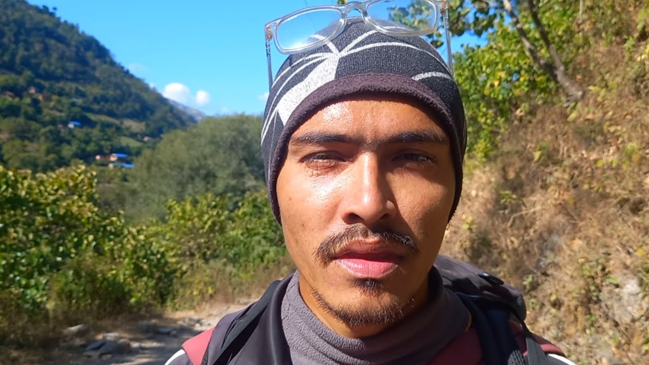 Aajha English Bolanay Fuchay Vatay, Rukum West / Mero Aklo Jeevan 🤘 ...