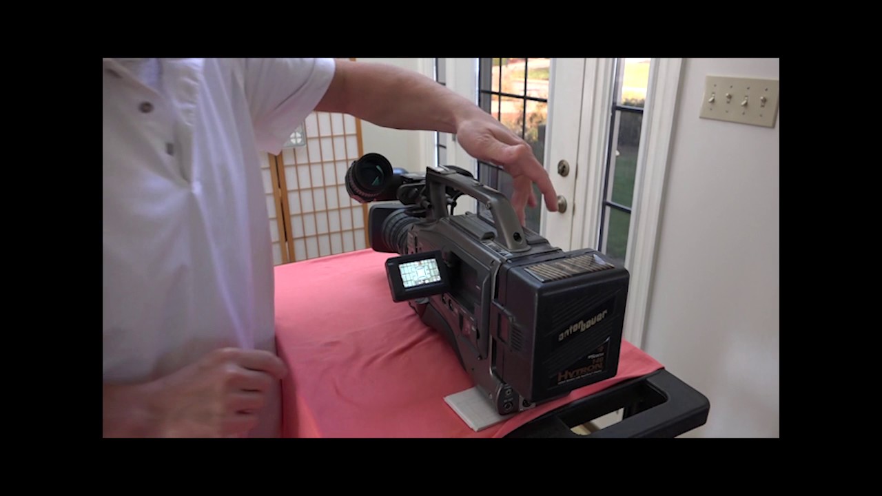 JVC GY5000 - YouTube