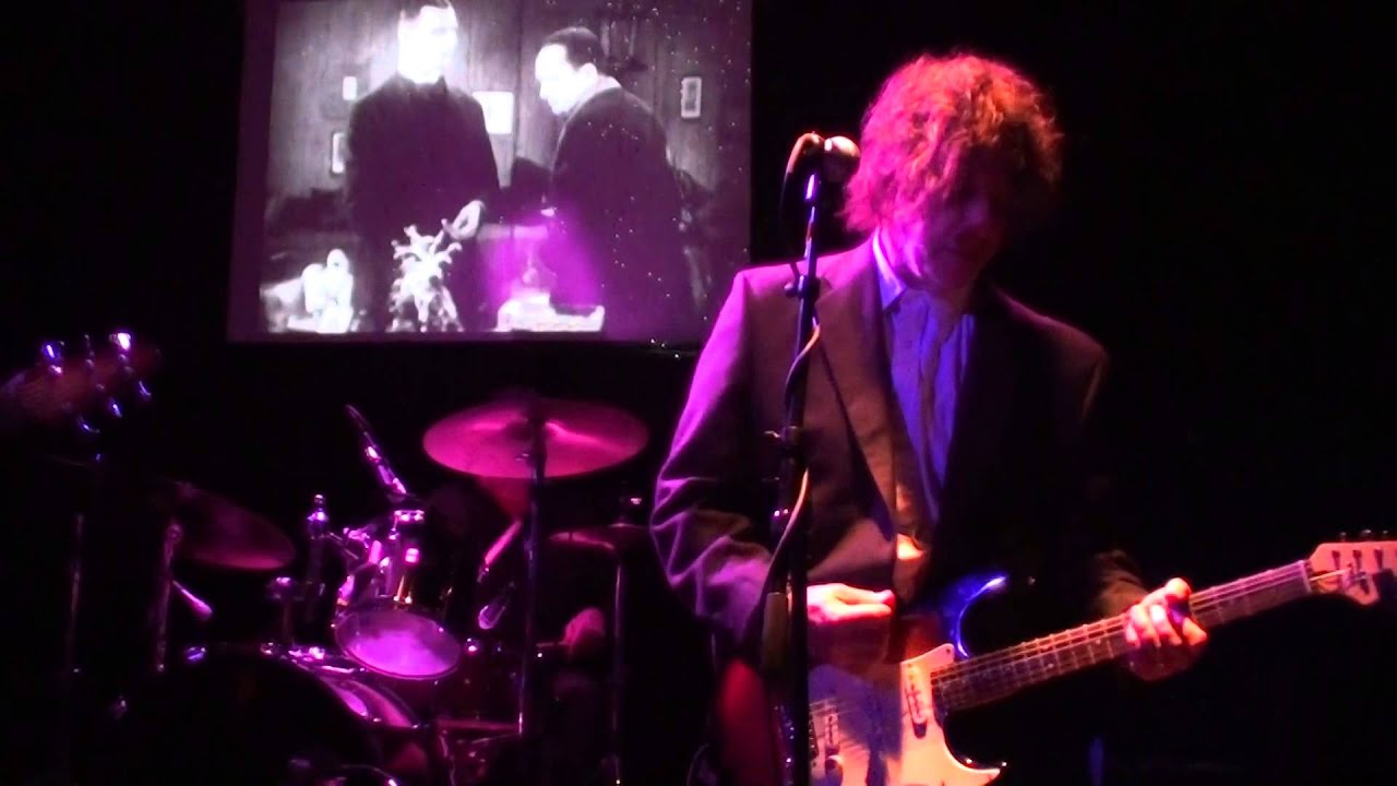 The Johnny Chill Band - Flashlight (Of Love) - YouTube