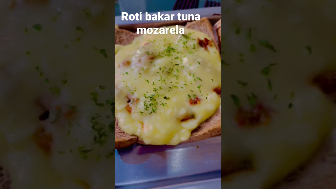Roti Bakar Tuna Mozarella - YouTube