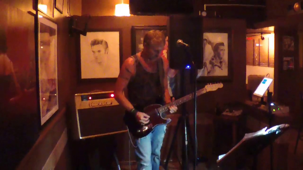 Jeff Bonds at Pete's Hideaway - YouTube