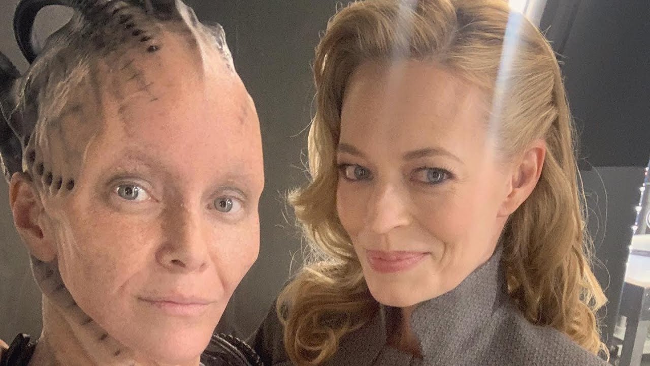 The Bored Queen Almost Takes Over because Everyone Are Stupid in Star ...