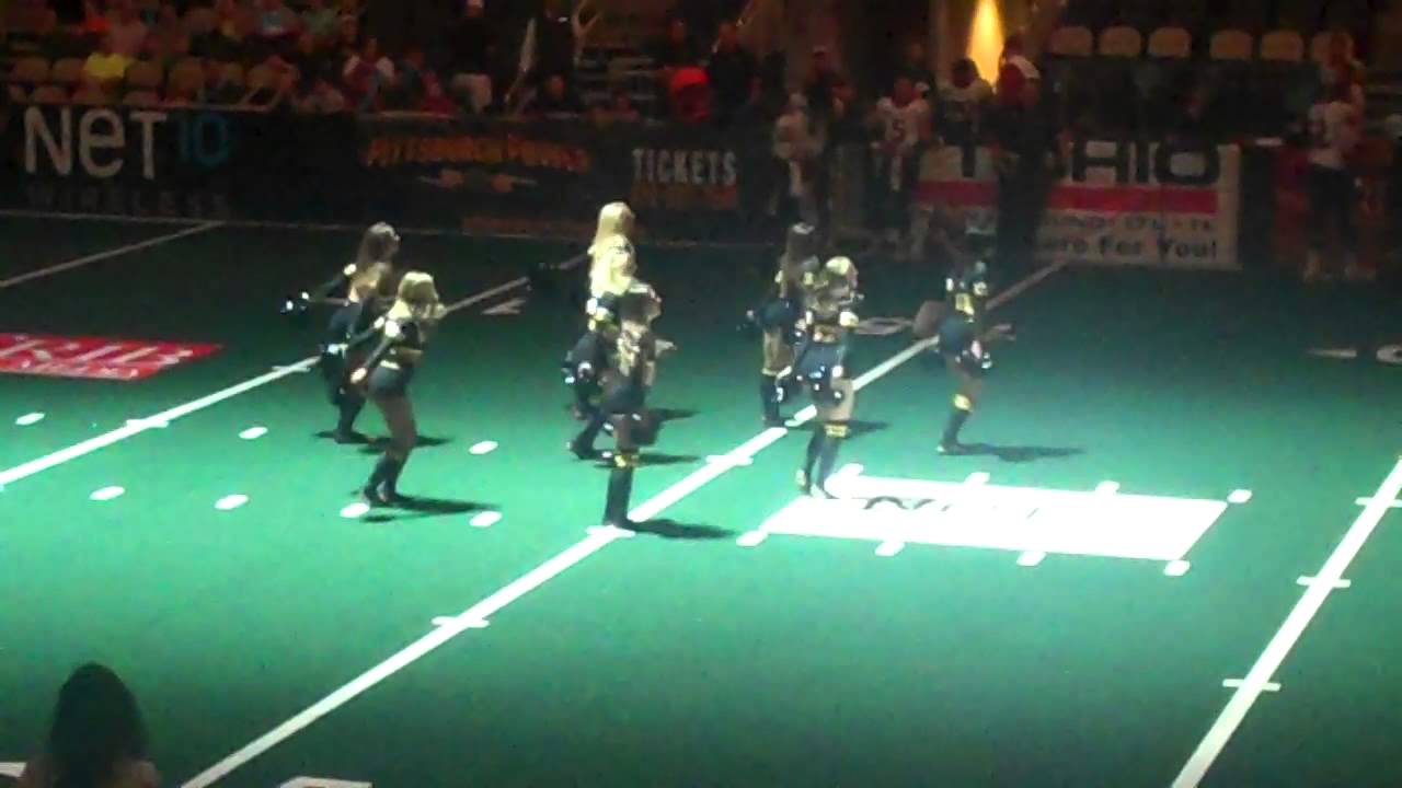 Pittsburgh Sparks Dance Team - YouTube