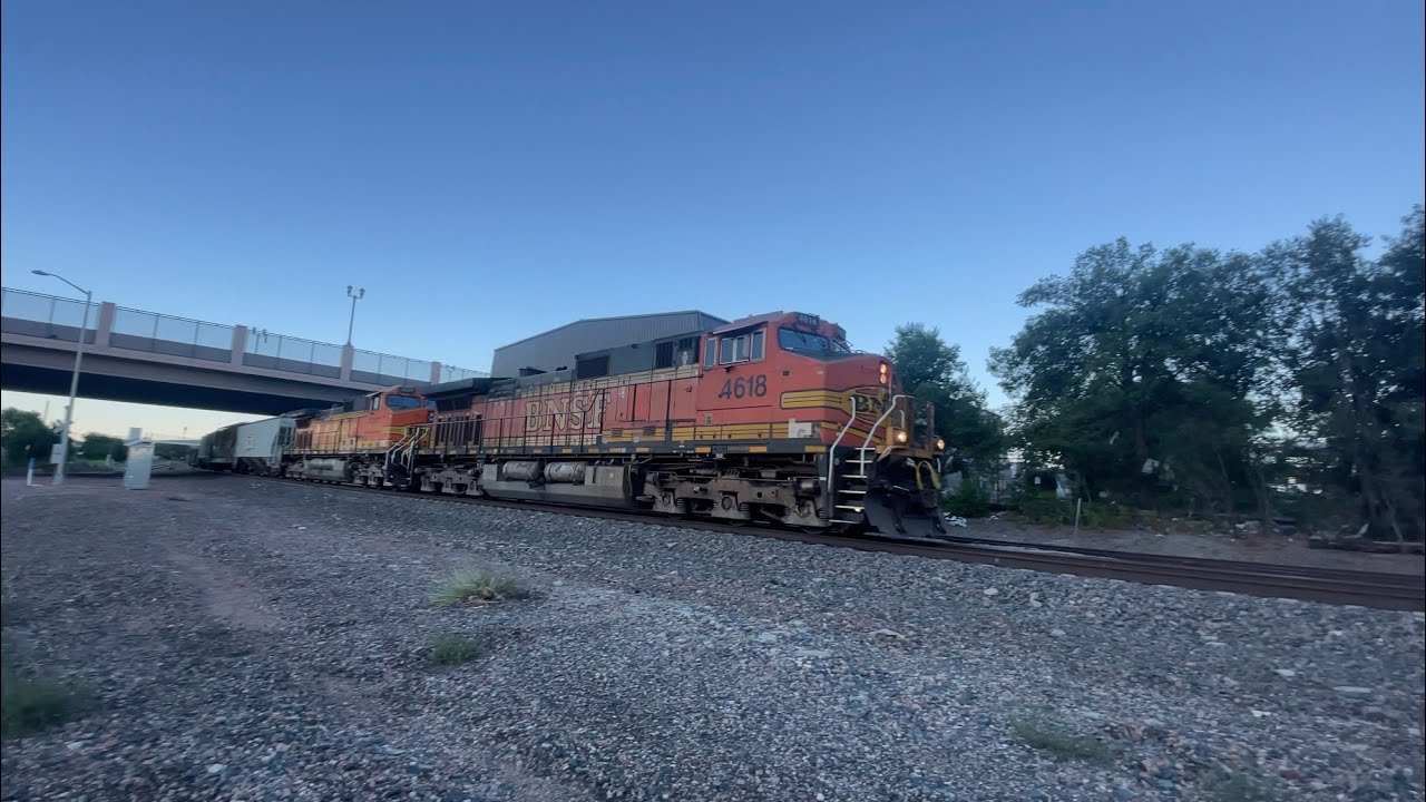 BNSF train 119 09/16/2023 Dash 9 H2 4618 mixed green signal CO #bnsf # ...