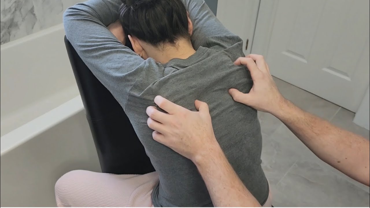 💤Blissfully Relaxing ASMR Back Scratching Neck Massage With Fingers And ...