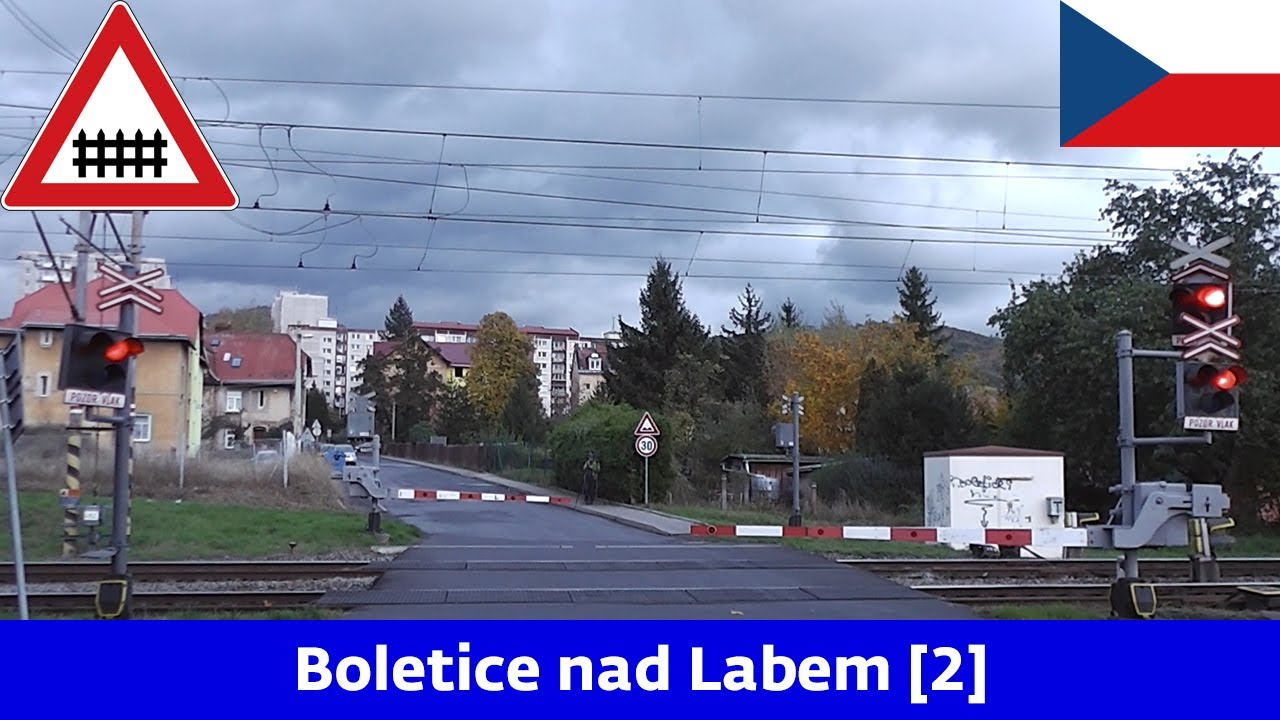 Železniční přejezd Boletice nad Labem [2] - 28.10.2023 - YouTube
