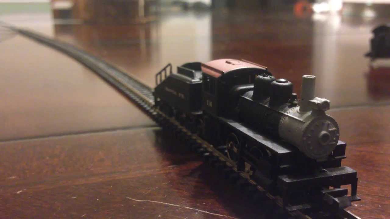 N Scale Bachmann Locomotive Switcher 0-4-0 116 Santa Fe - YouTube